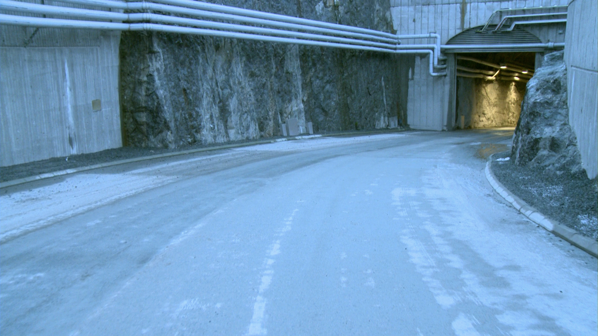 INTO ETERNITY • Explication de Film